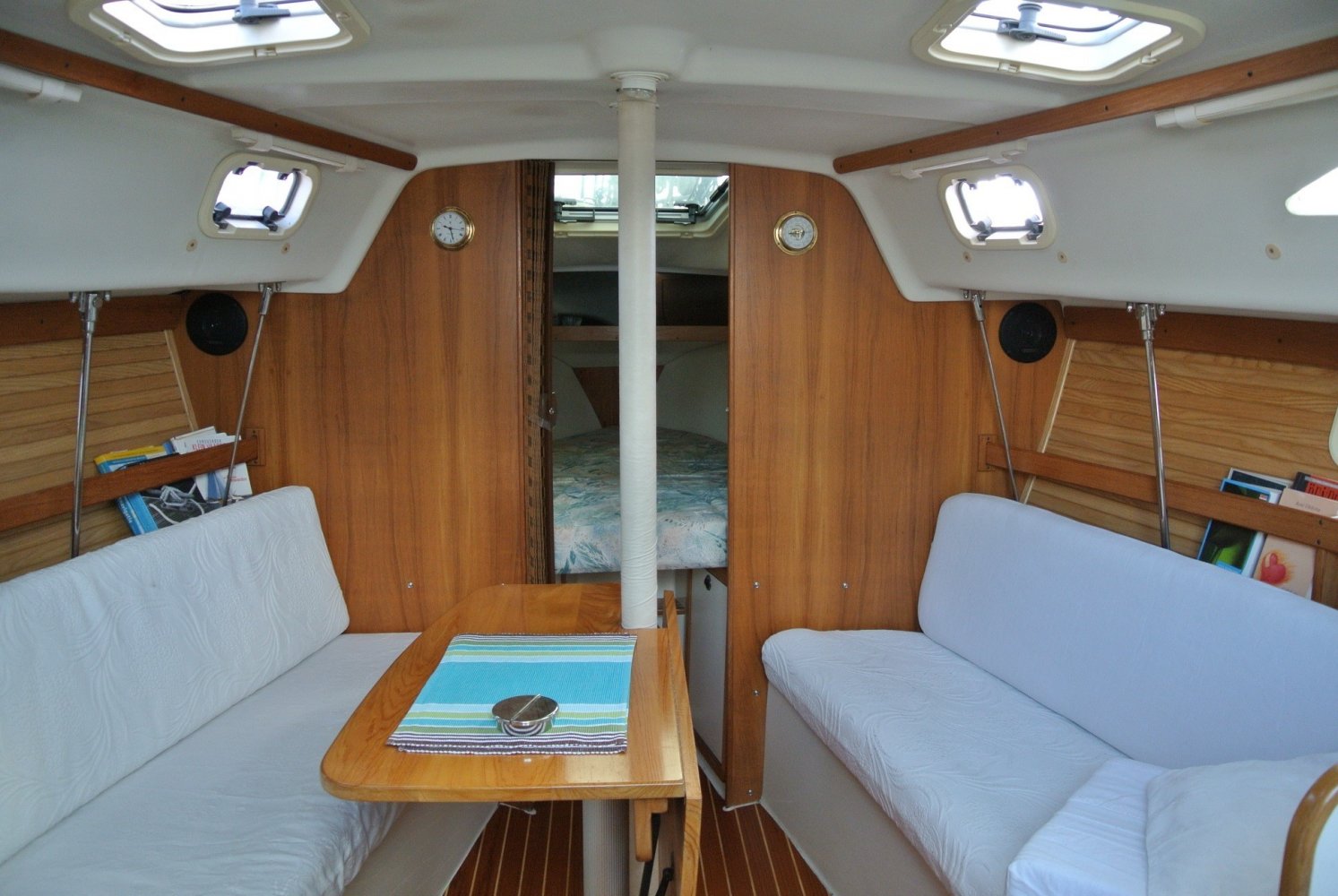 Catalina 28 Mkii - White Whale Yachtbrokers