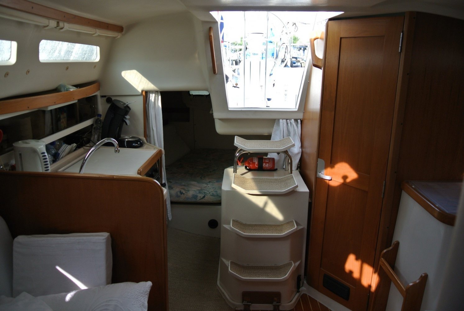 Catalina 28 Mkii - White Whale Yachtbrokers