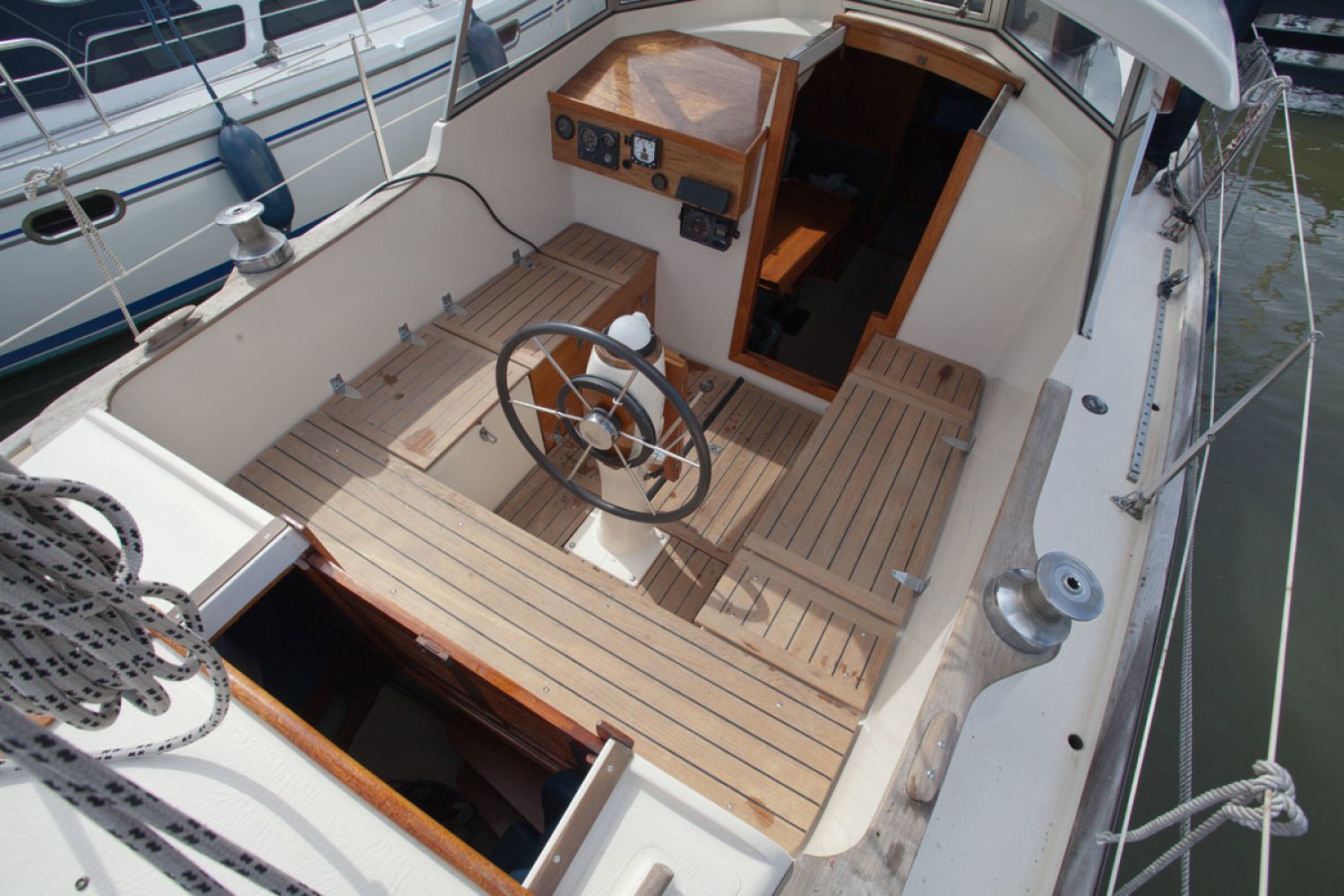 Hallberg Rassy 35 Rasmus - White Whale Yachtbrokers
