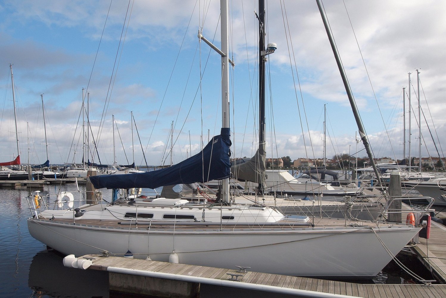 Spirit 36s - White Whale Yachtbrokers