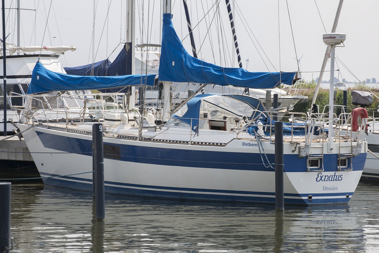 Outborn 40 - White Whale Yachtbrokers