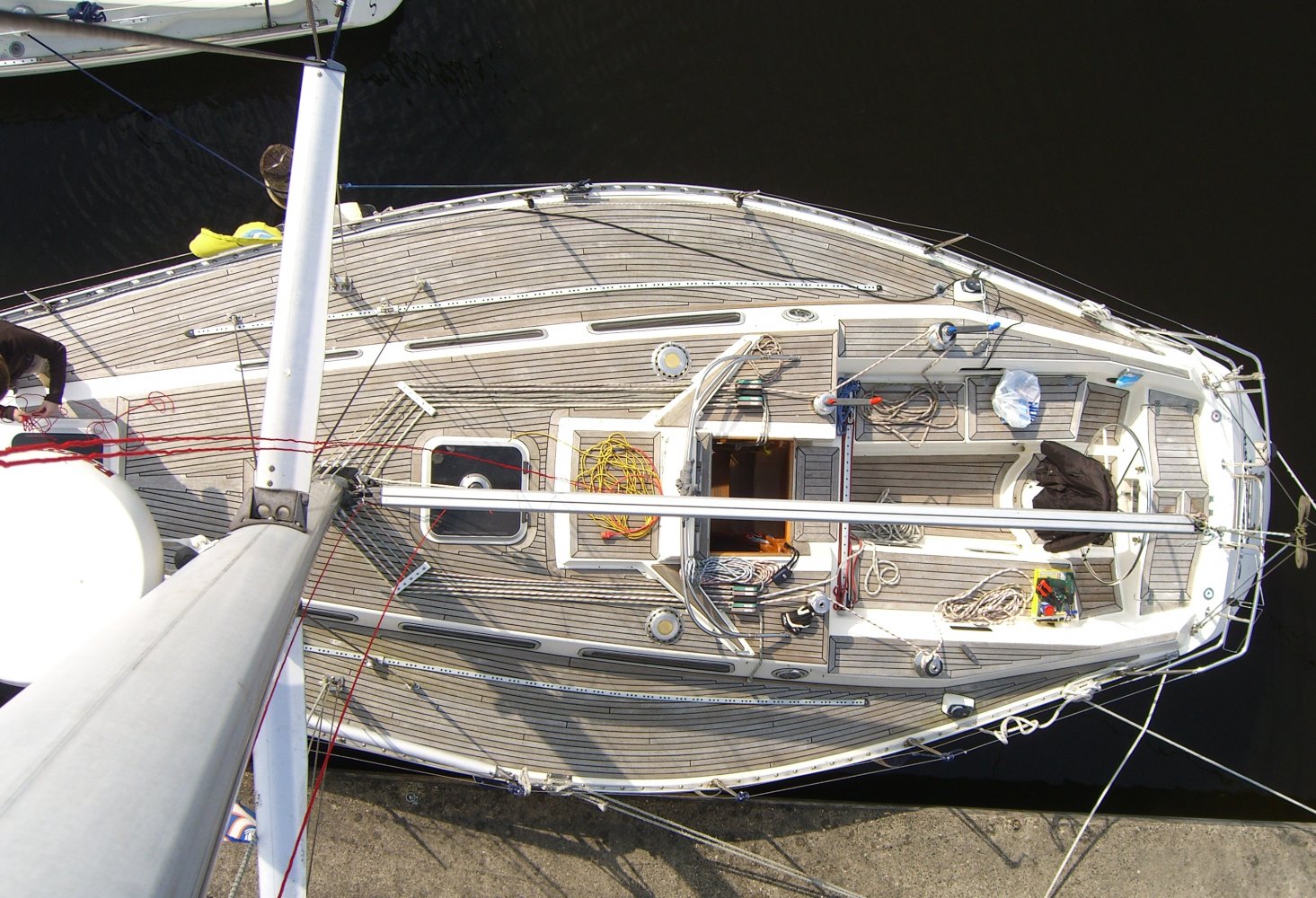 Granada 375 - White Whale Yachtbrokers